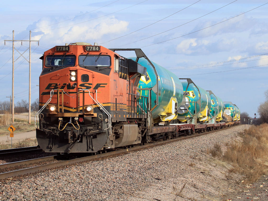 BNSF 7784